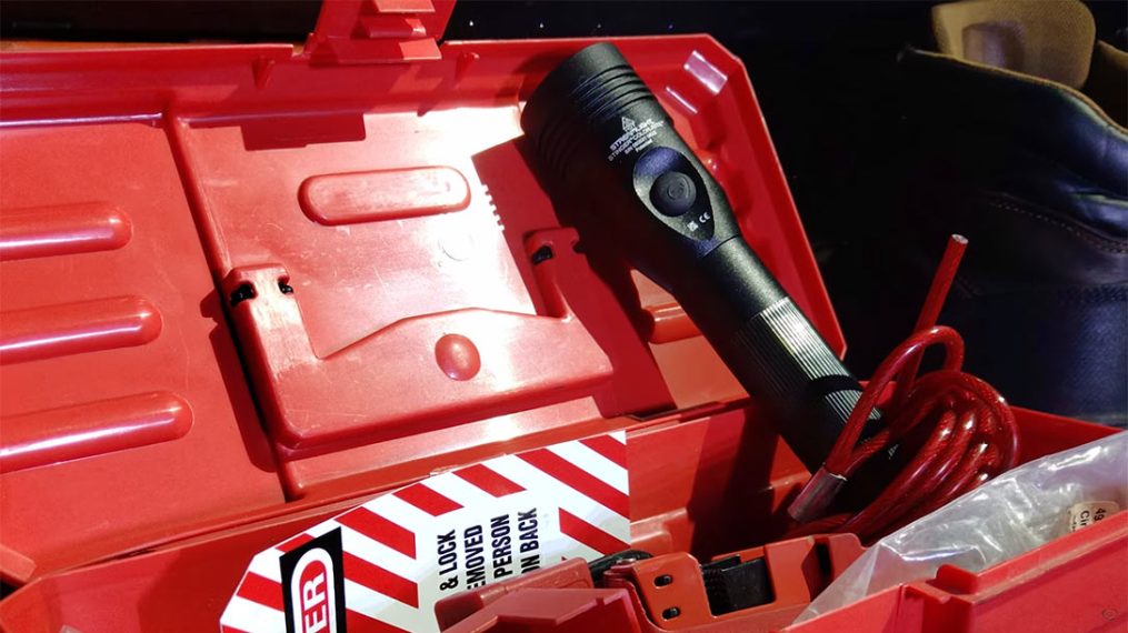 The Streamlight Stinger Color-Rite Offers True Color Recognition