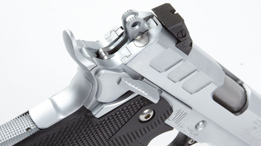 Review: The Tommy Guns Abernathy Bespoke 2011 Race Gun