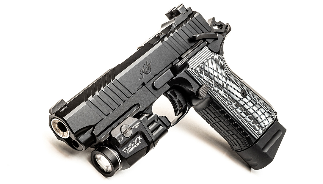 Free Gun Friday: Win the Mossberg 940 Pro Thunder Ranch