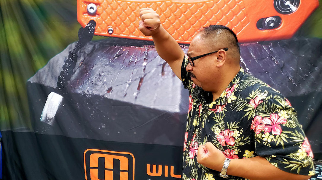 Best Offense Is Good Defense, Hand-to-Hand Blocking