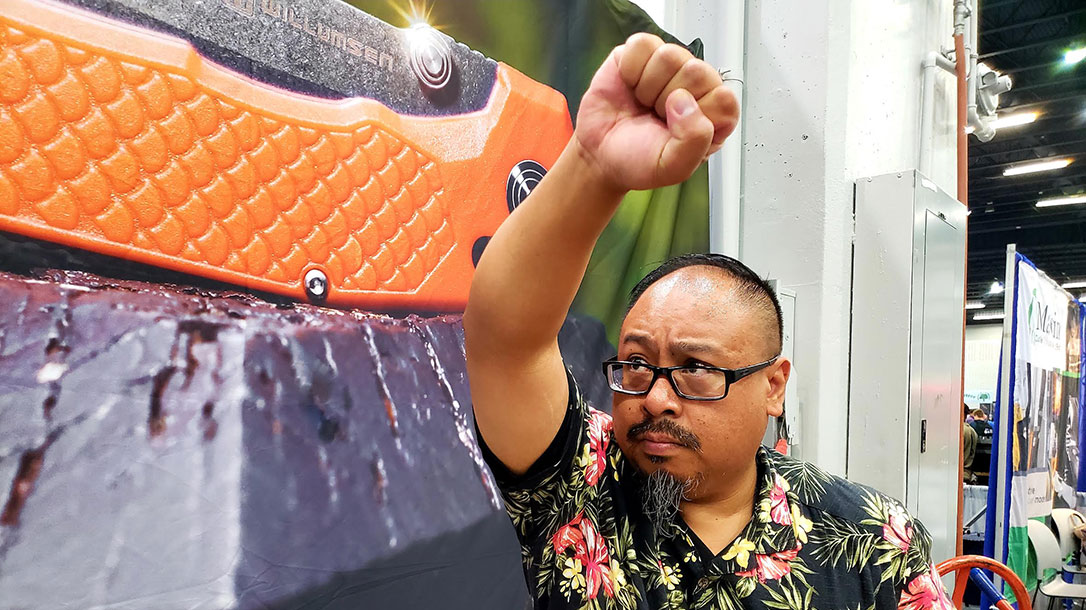 Best Offense Is Good Defense, Hand-to-Hand Blocking